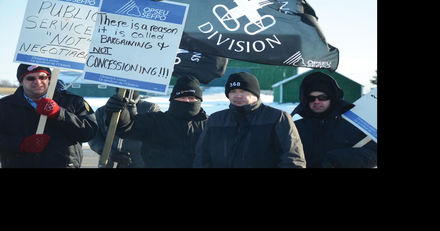 OPSEU Local 368 picket at the Central East Correctional Centre