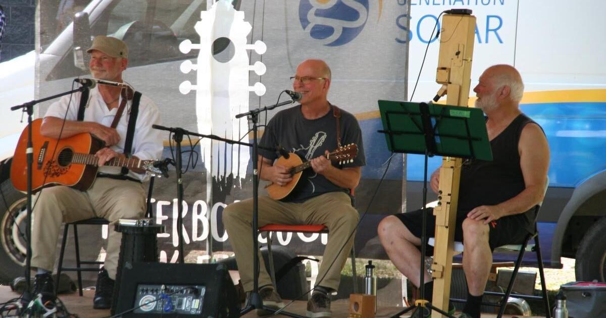 Songs with history as the Backwoodsmen perform at Lang Pioneer Village