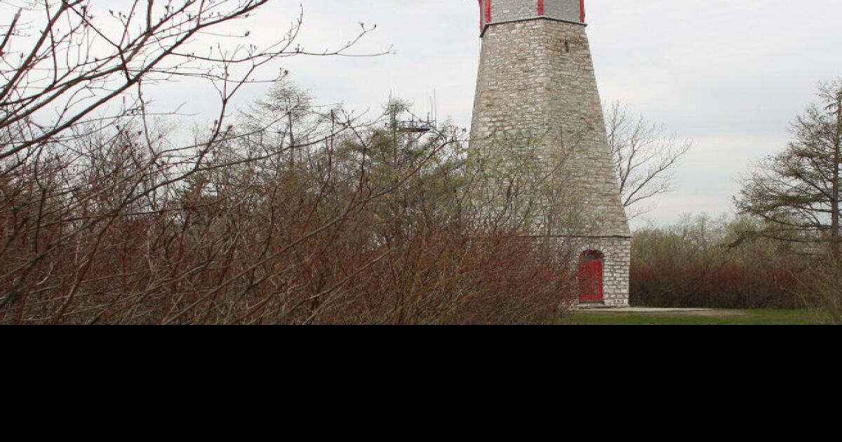 Seven Canadian lighthouses for history buffs