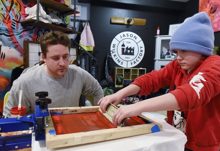 Children’s winter holiday workshop at Jason Wilkins Factory