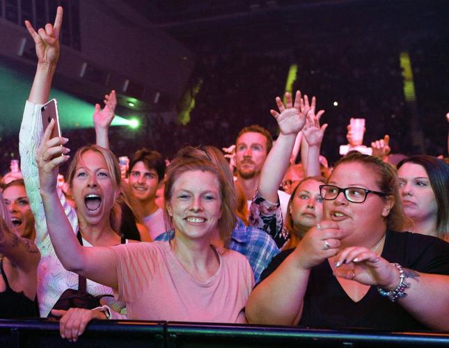 PHOTOS: Rap-icon Nelly brings energetic concert to fans at Peterborough ...