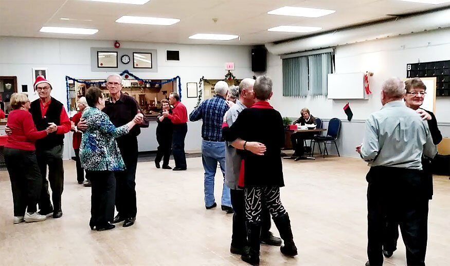 Fenelon Olde Tyme dance gets new time