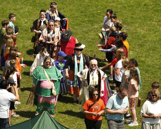 Photos: Hiawatha First Nation dancers, Chippewa Travellers drummers at ...