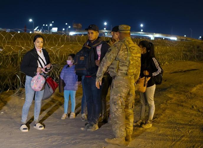 Migrants rush across U.S. border in final hours before Title 42 expires