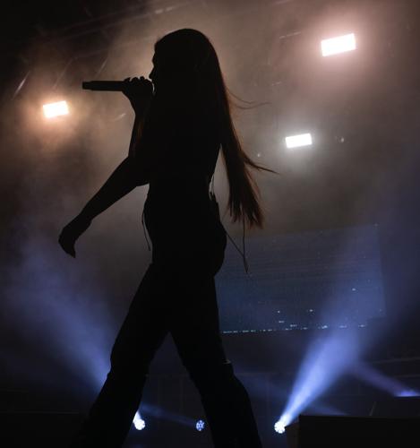 Reve and dee holt perform at Musicfest concert Wednesday