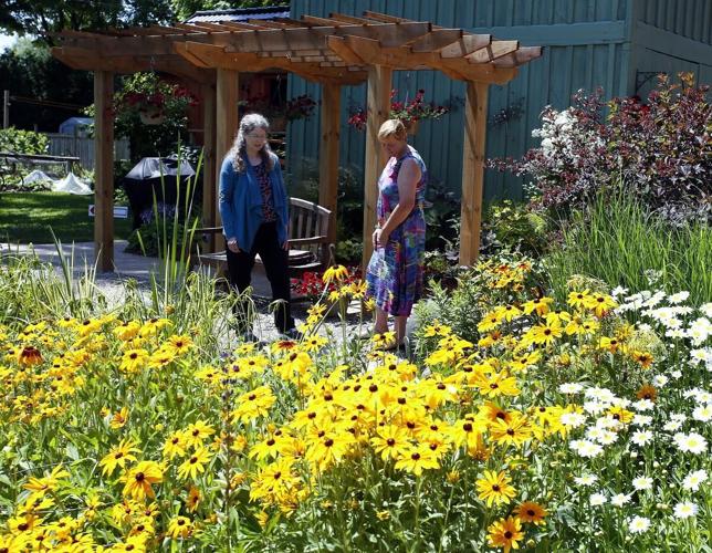 Photos: Touring Lakefield’s gardens