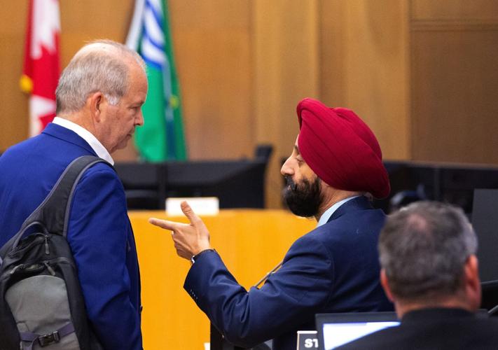 Finance co-chairs unwilling to charge 10% more in tax
