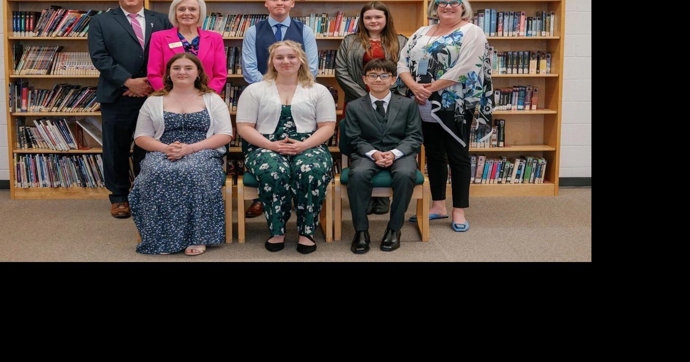 Catholic school board celebrates student leaders