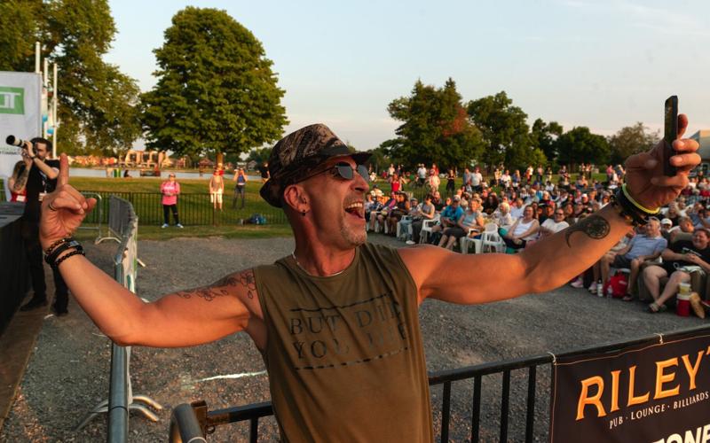 Beau Dixon & band perform free concert at Musicfest Saturday