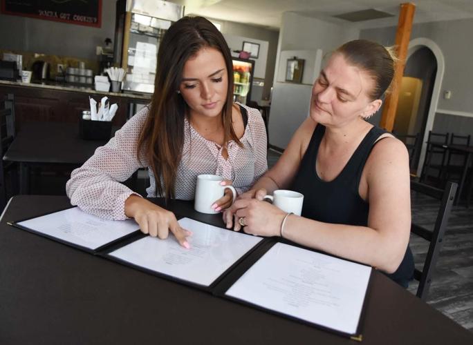 Crowds line up to try Mama Milisa's homemade pizza at Keene's newest diner