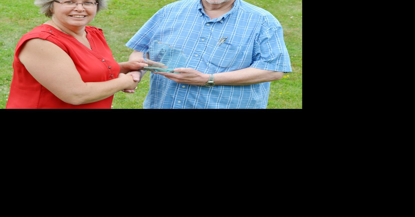 Tom Mangan wins Lodwick award