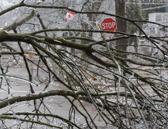 Peterborough residents deal with aftermath of ice storm
