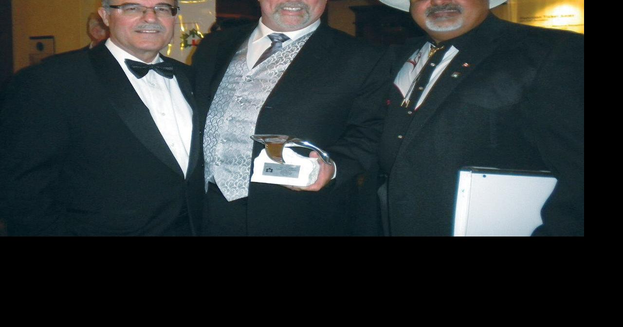 Linwood Custom Homes wins national award for cottage