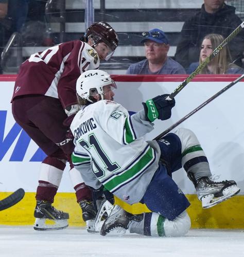 Peterborough Petes open Memorial Cup run with a loss