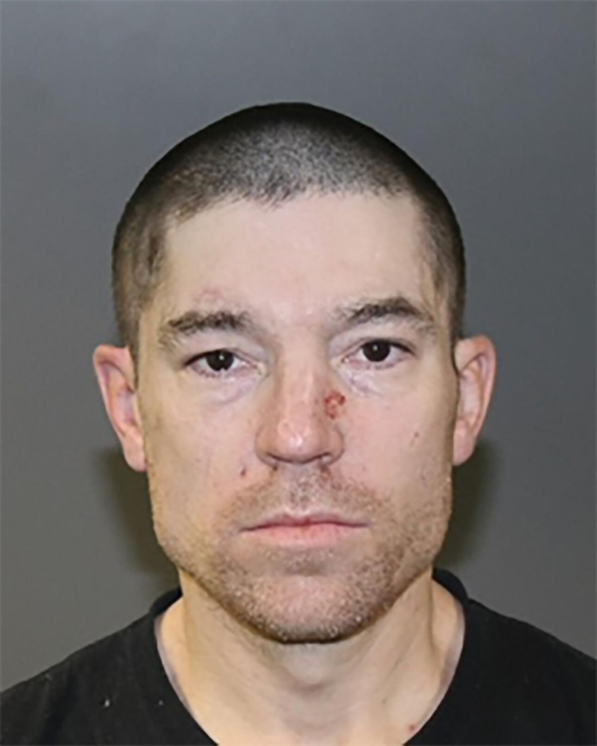 Public warning issued after release of convicted robber