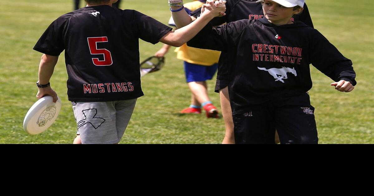 Photos: Peterborough elementary school students test their Ultimate ...