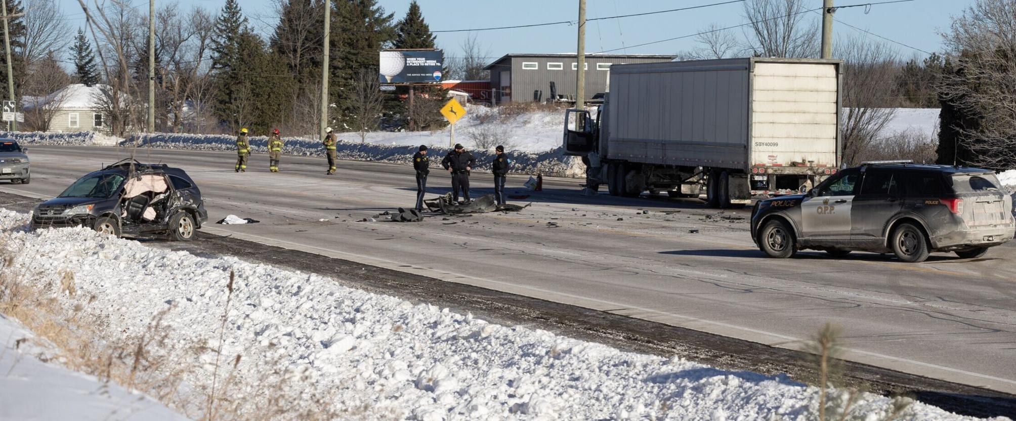 UPDATE: 'Serious crash' closes Hwy. 7, east of Peterborough