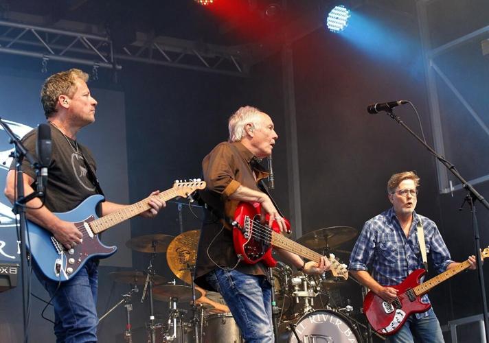 Photos: Largest Peterborough Musicfest crowd of the season turns out ...