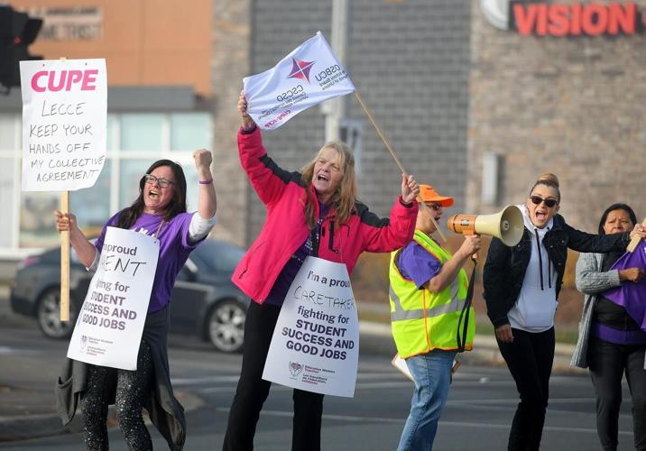 CUPE members hit the picket lines in Hamilton