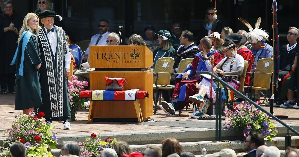 ‘Dare to be not normal,’ author Drew Hayden Taylor tells Trent ...