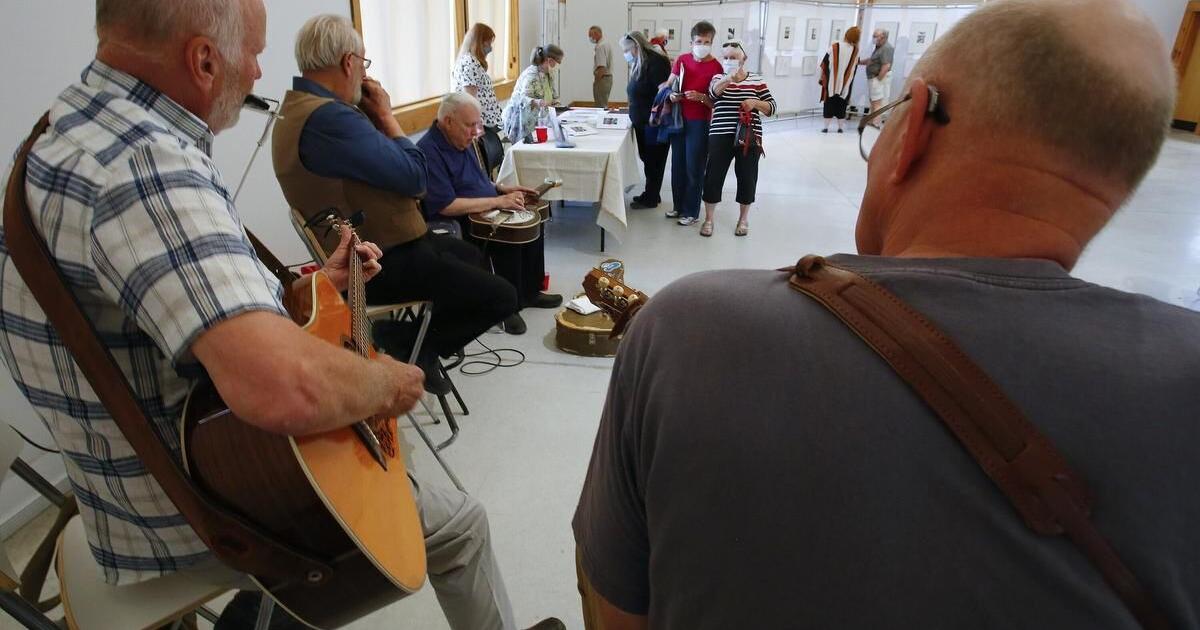 Traditional folk song concert in Havelock Sunday