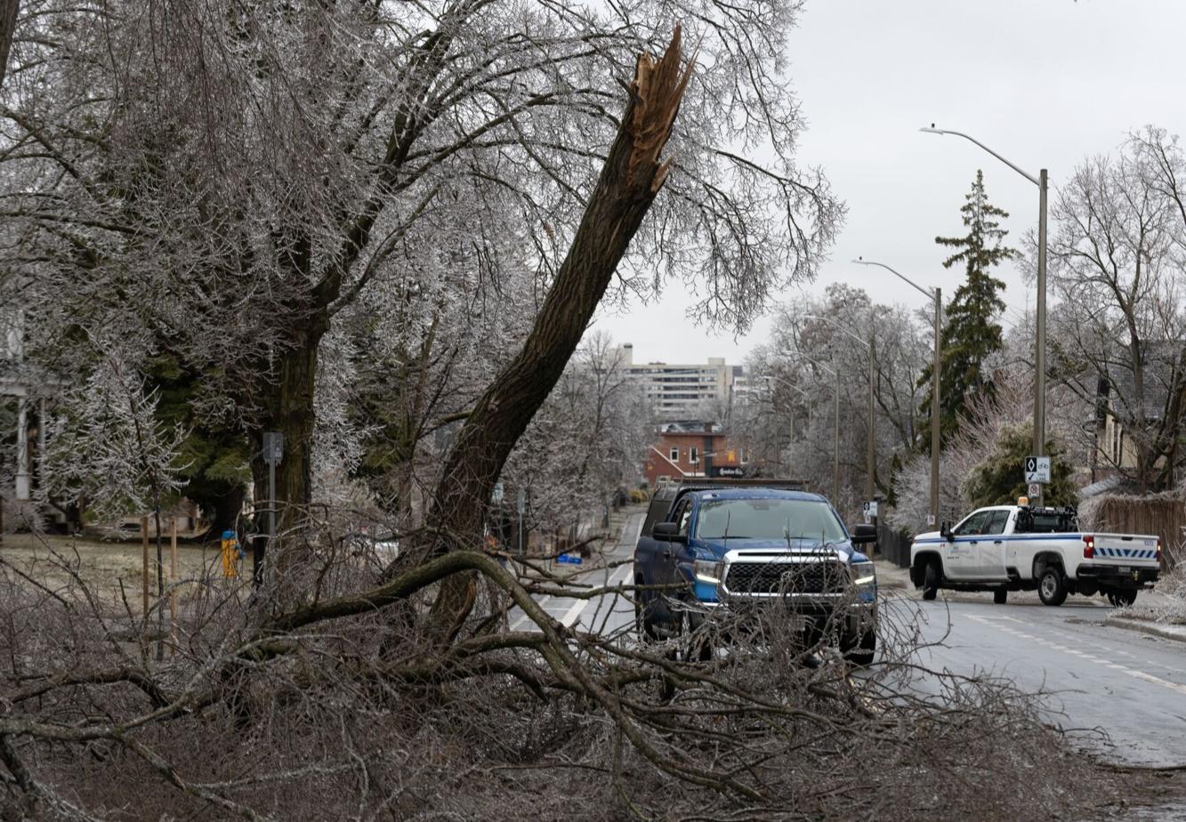 Ice storm causes Peterborough to issue state of emergency