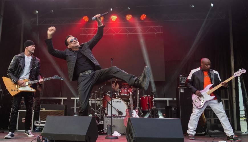 Fans flip for Acrobat at Peterborough Musicfest