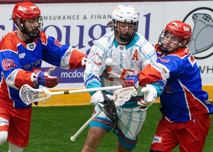 Lakers stun Chiefs with explosion of goals to win Game 2