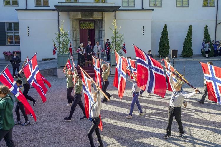 Norway’s ailing king celebrates Constitution Day as thousands of flag ...