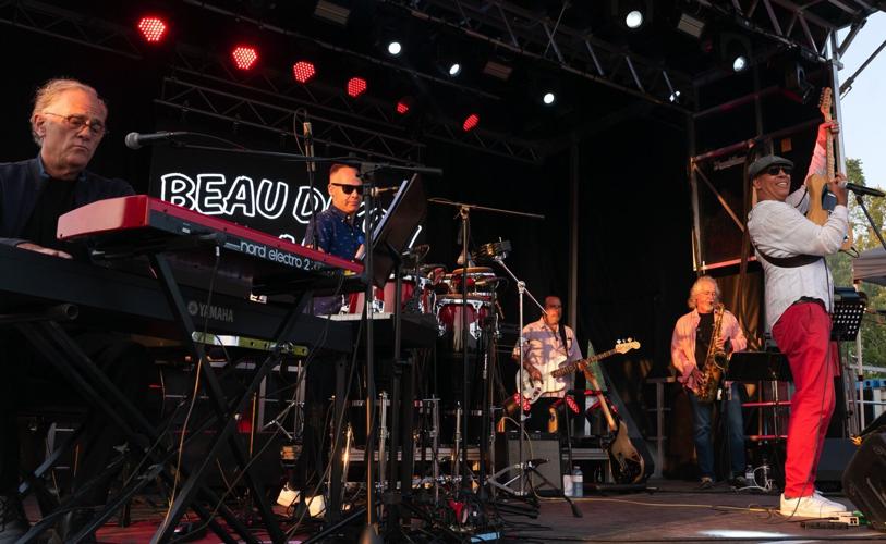 Beau Dixon & band perform free concert at Musicfest Saturday