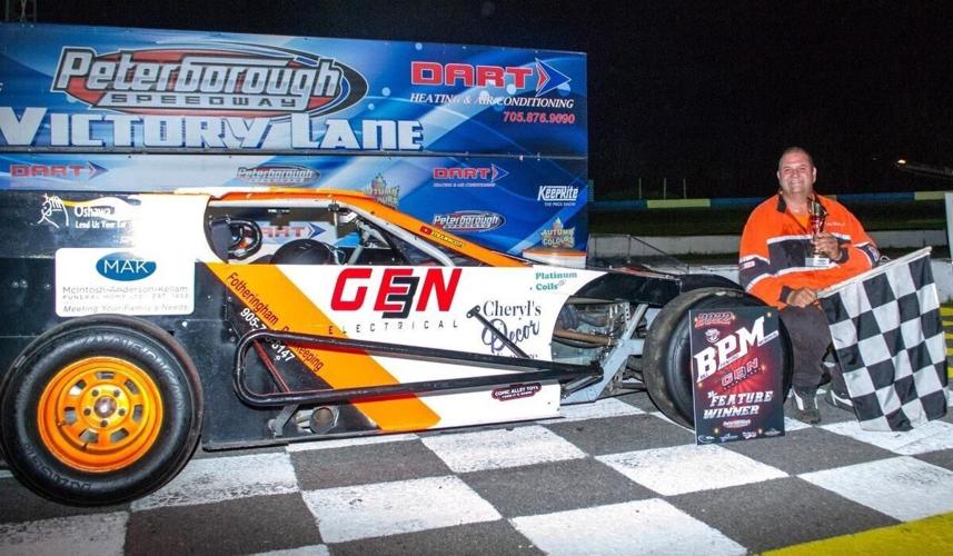 Mercury soars and racing roars at Peterborough Speedway