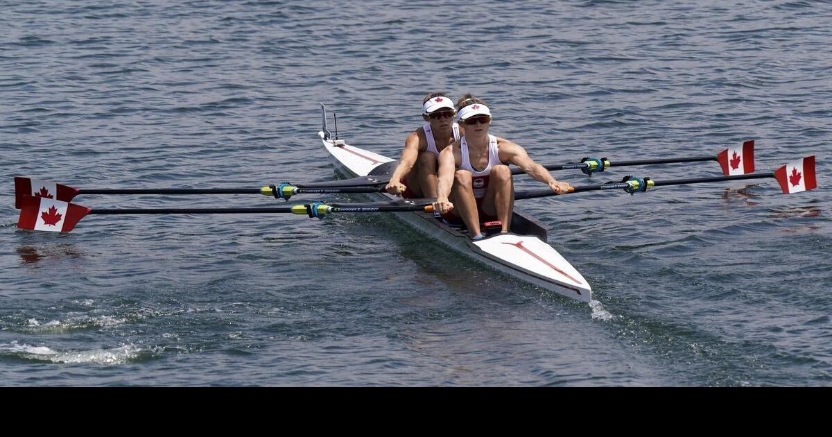 Jill Moffatt, Jennifer Casson win heat at world rowing championships to ...