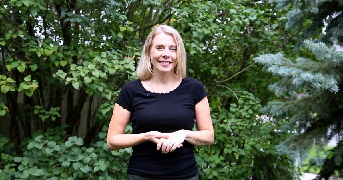 Sarah Budd named citizen of the year at Kawartha Chamber of Commerce ...