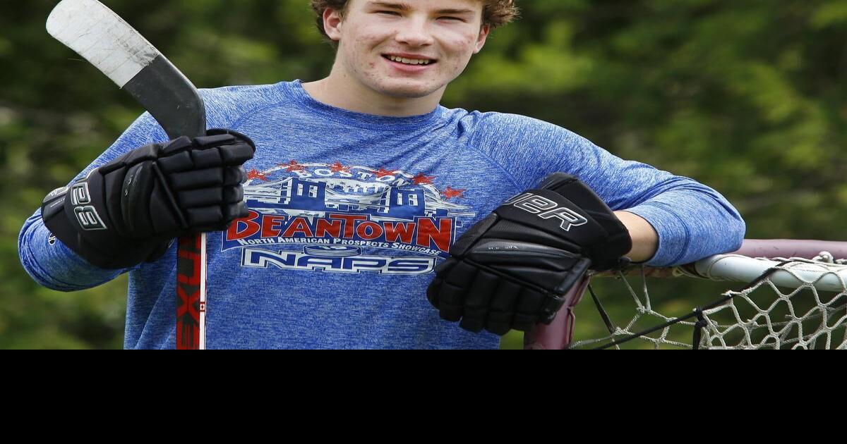 Peterborough’s Lucas Moore signs to play with OHL’s Hamilton Bulldogs