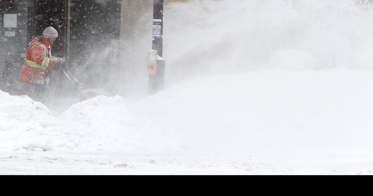 Winter storm warning lifted for Peterborough area after 34 cm of snow ...