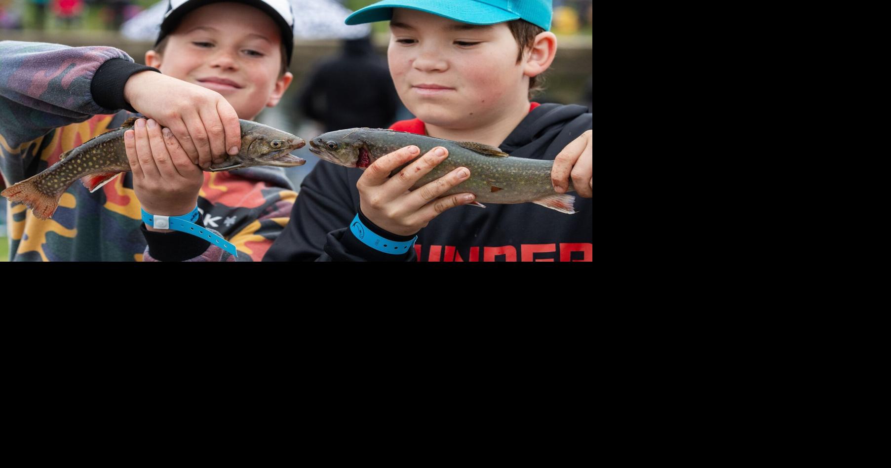 Anglers line canal for OFAH Under the Lock Fishing Derby
