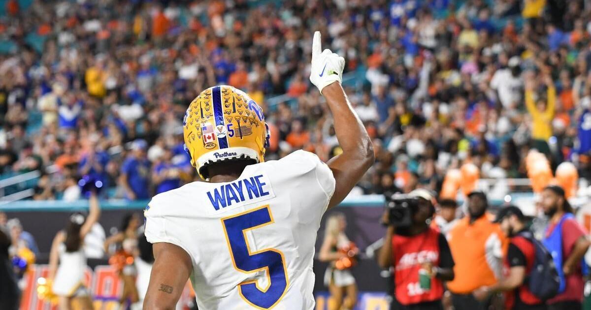 Three TDs for Peterborough’s Jared Wayne as Pitt Panthers win ACC finale