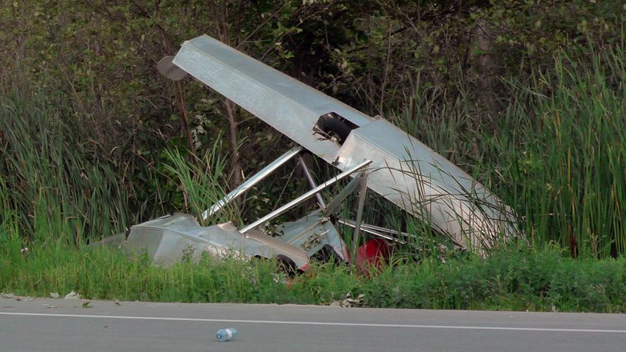 Two people injured in float plane crash near Bobcaygeon