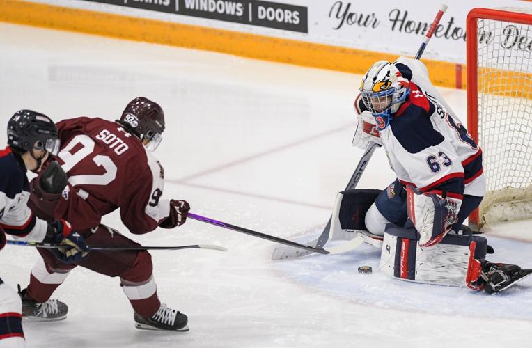 Hot goalie snaps Petes’ at-home winning streak