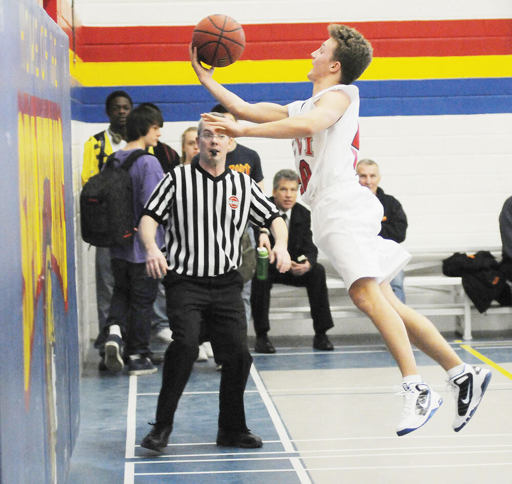 Top 10 Things | High school basketball finals, purple hand prints, two ...