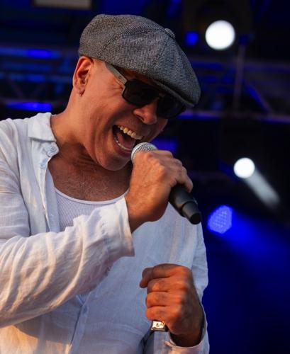 Beau Dixon & band perform free concert at Musicfest Saturday