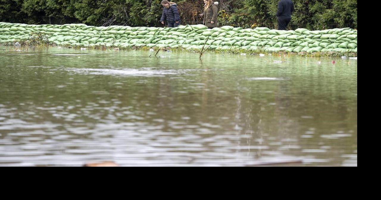 Sand bags, tiger dams on standby for possible flooding after drought: B ...
