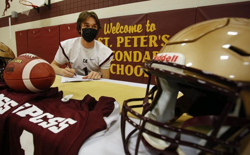 St. Peter Saints wide receiver Carson Harvey to play for McMaster Marauders