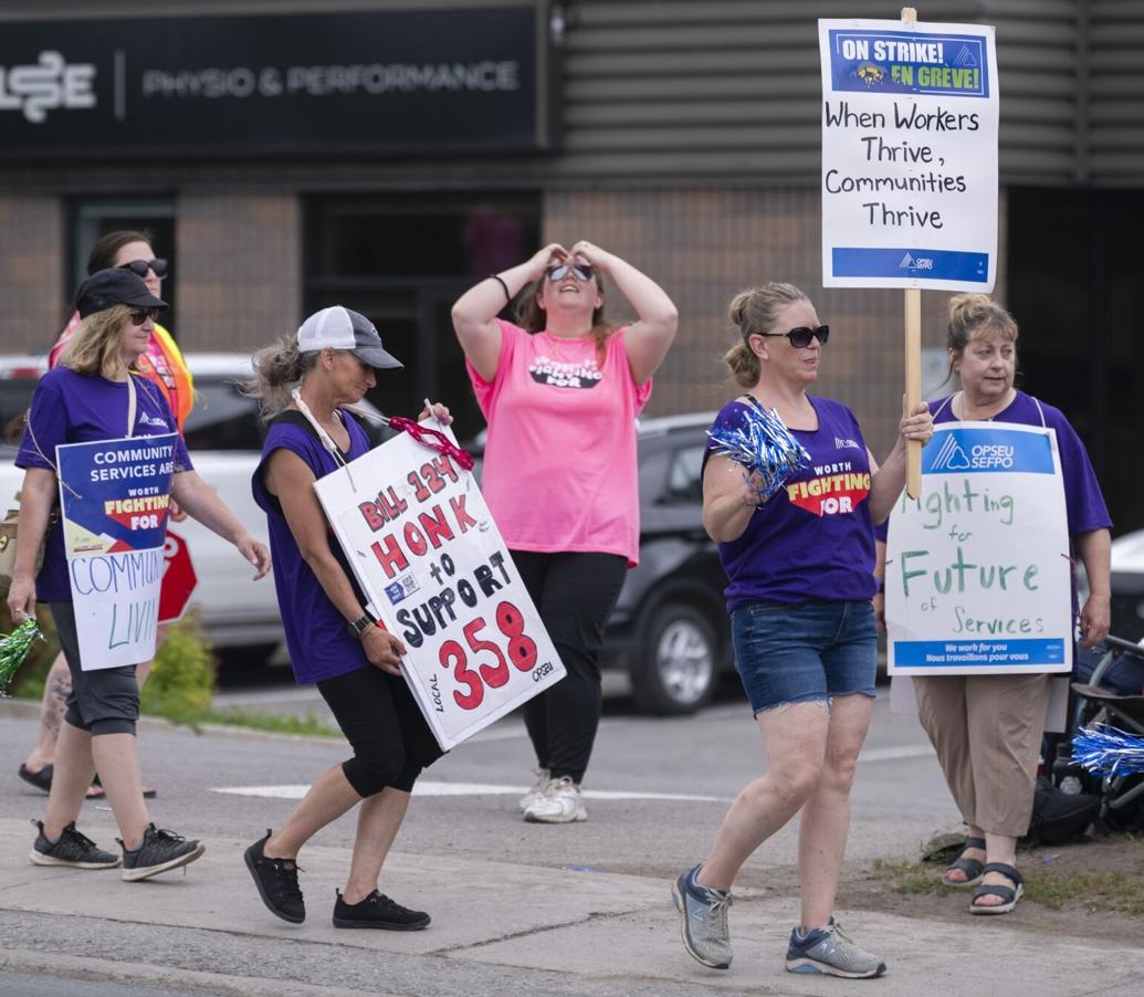 Peterborough MPP pressed to ‘show up’ for union rallies