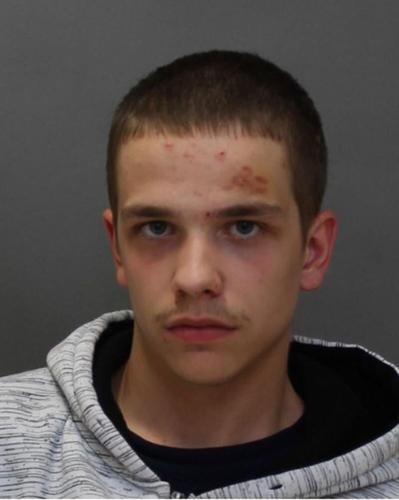 Suspect in fatal stabbing surrenders to Toronto police