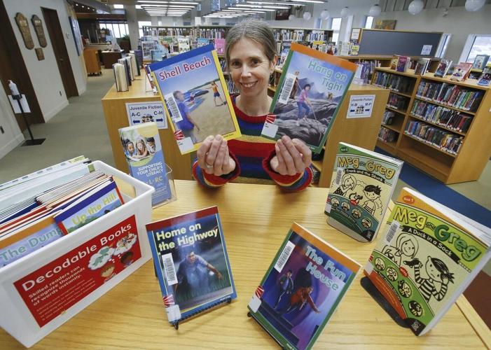 Helping parents use decodable books as dyslexia aid