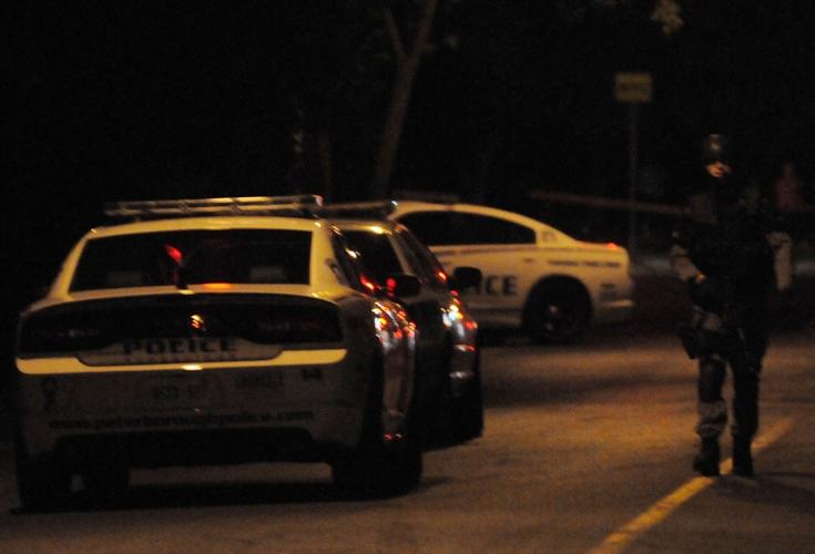 Standoff on Reid Street ended with armed suspects escaping