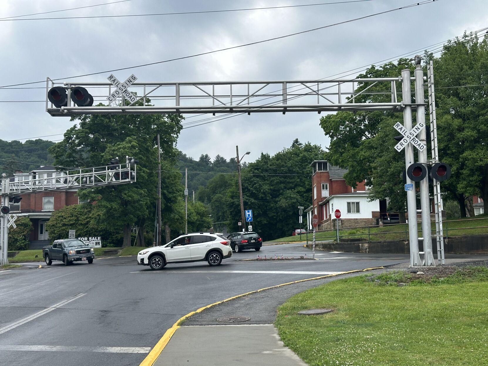 PennDOT announces upcoming closure of Market Street rail crossing ...