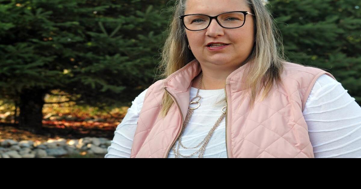 Kelly Galloway-Sealock blazed a trail for officials