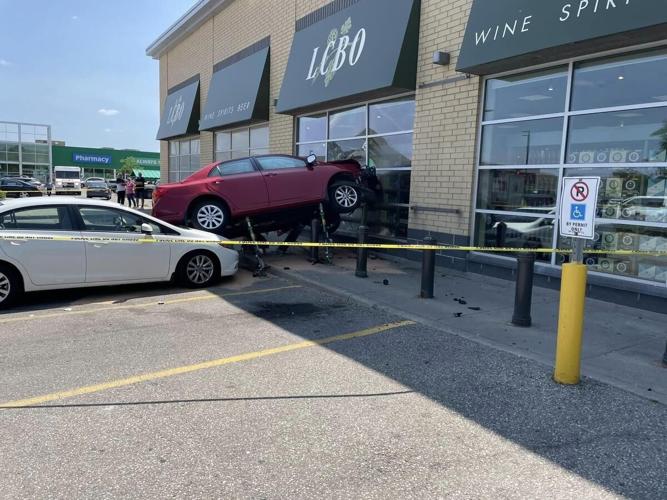 Driver crashes into LCBO in Kitchener